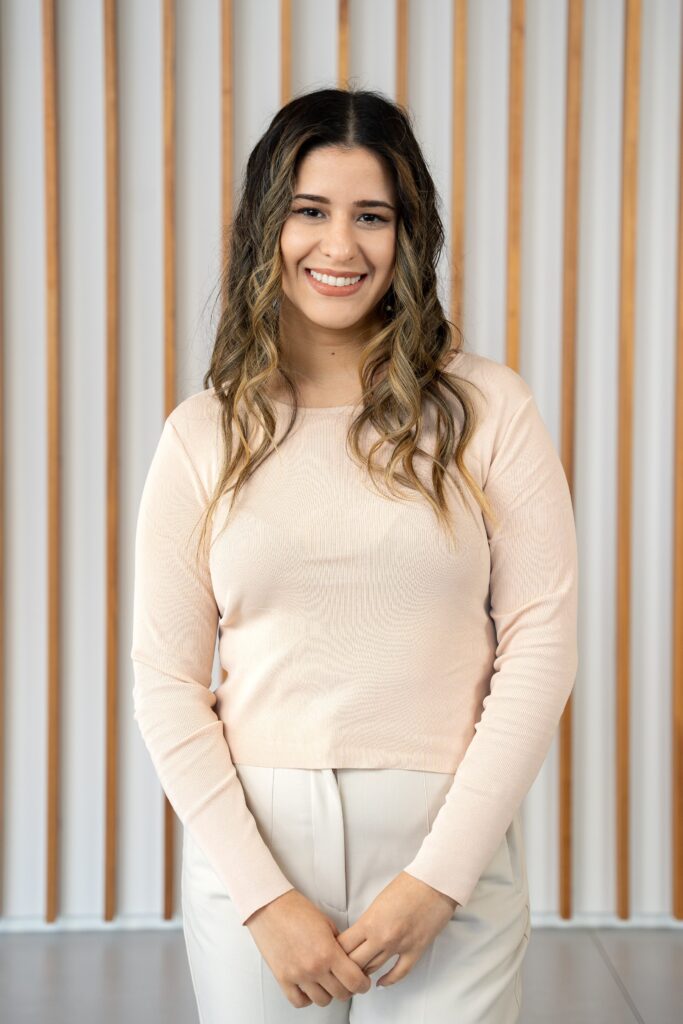 About Karina - Spanish Therapist Houston, Tx